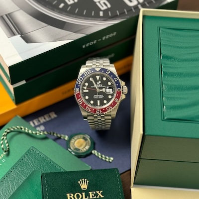 Rolex GMT MASTER II - 126710BLRO - Guichard Collection